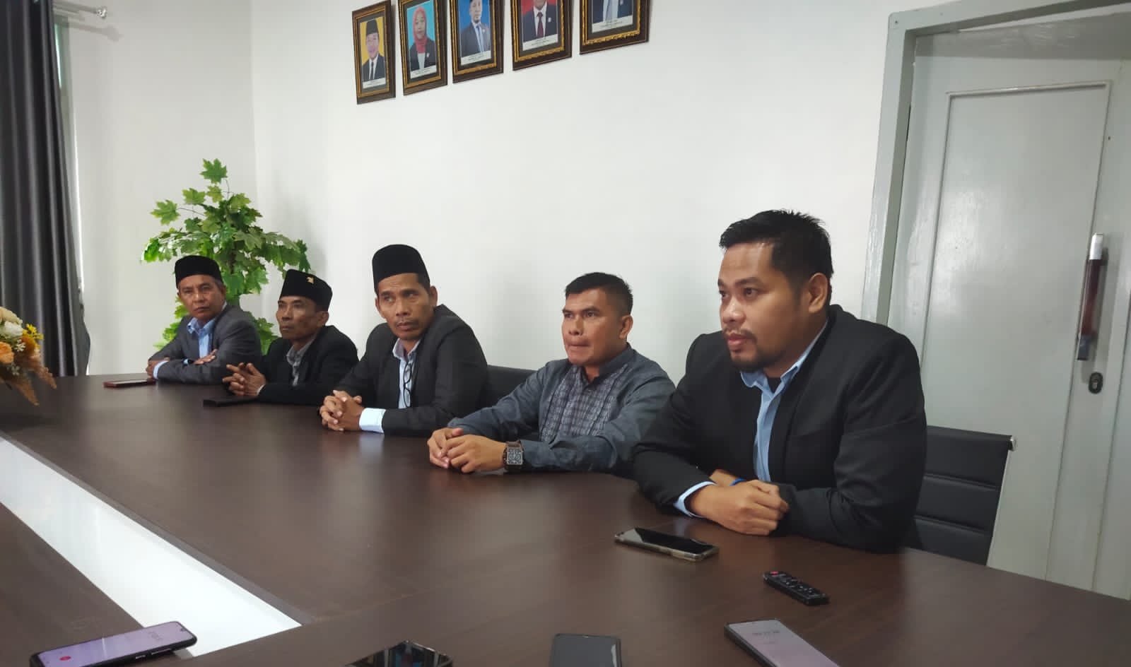 Segera deklarasi, Danny Carter sudah kantongi nama calon wakil ... Segera deklarasi, Danny Carter sudah kantongi nama calon wakil ...